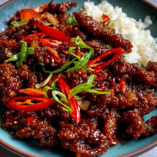 Crispy Chilli Beef (Better Than Takeout!) - Snack On Meat