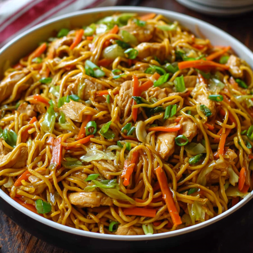 Easy Chicken Chow Mein with the Best Homemade Sauce - Snack On Meat